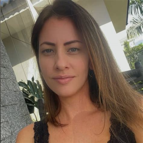 Heloisa Dallagnol Helo Dallagnol • Threads Say More