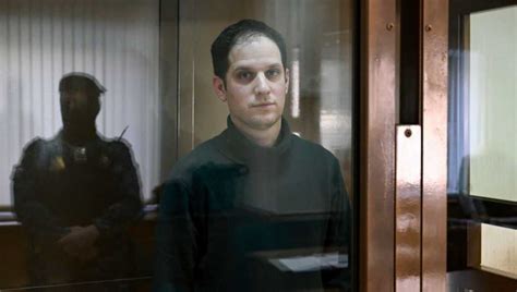 Russia Extends Arrest Of Us Reporter Evan Gershkovich