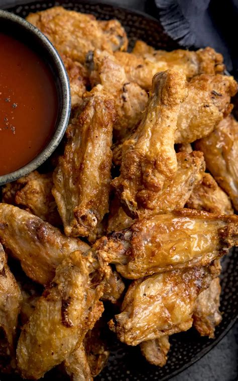 Fried Wings With Dipping Sauce Air Fryer Chicken Wings With Sauce