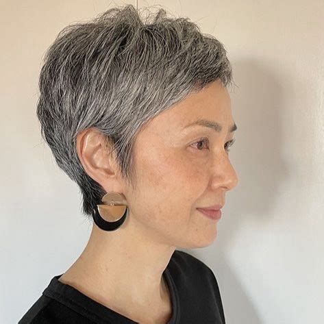 예쁜 60대 중년여성 헤어스타일 여자 숏컷 볼륨펌 뷰리진