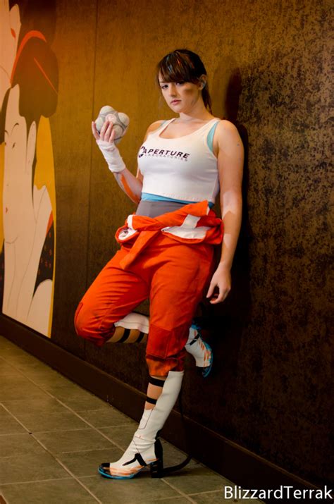Chell Portal 2 By Naxul