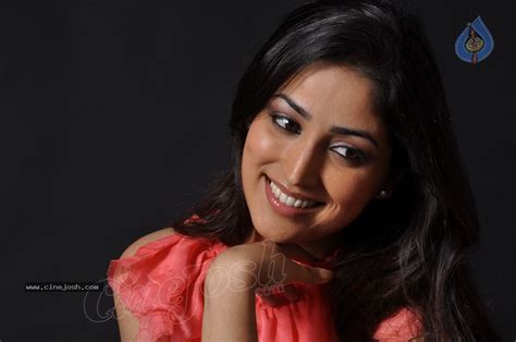 Yami Gautam Hot Stills Photo Of