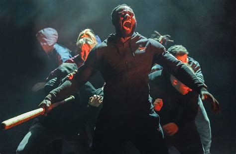 Othello Lyric Hammersmith Review Frantic Assemblys High Energy Take