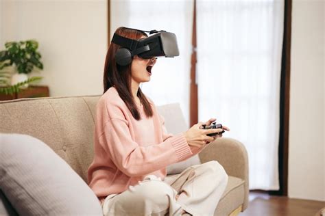 Premium Photo Young Woman Lesbian Wearing Sweater And Vr Goggles While Holding