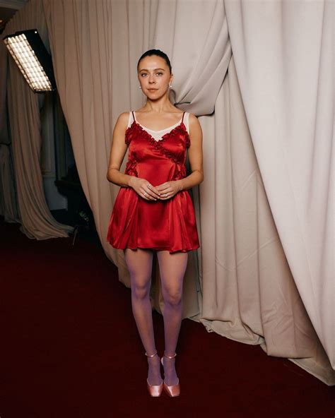 Bel Powley At British Vogue X Gq Fashion And Film Party 02162025