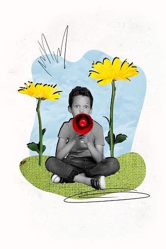 수직 복합 콜라주 이미지 미니 블랙 화이트 색상 소년 확성기의 그림 창조적 인 배경에 고립 10 11세에 대한 스톡 사진 및 기타 이미지 10 11세 계절 꽃 식물