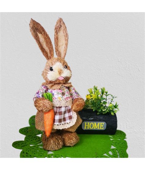 Бяла кошница с панделка