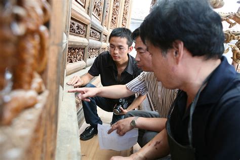 专家评价 乾隆宝座纪 浙江新东阳木雕有限公司