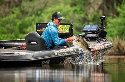 Garmin Expands Echomap Ultra 2 Series With Larger 16 Inch Chartplotters