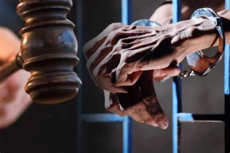 ඊයේ අත්අඩංගුවට ගත් චීවරධාරියා ඇතුළු පිරිසට සිදු කළ දේ පුවත්