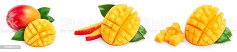 흰색 배경 클로즈업에 고립 된 잎과 슬라이스망고 과일 반 설정 또는 컬렉션 3가지 개체에 대한 스톡 사진 및 기타 이미지 3가지 개체 가까운 개체 그룹 Istock