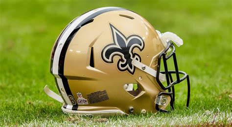Breaking Saints Sign Former Cowboys Defensive Star
