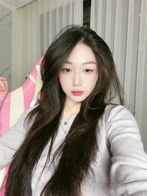 Trần Hà Linh Quê Ở Đâu Khám Phá Nơi Sinh Của Nàng Hoa Khôi Tài Năng