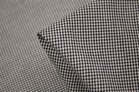 Houndstooth Classic