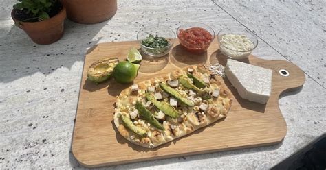 Mexican Flatbread Pizza