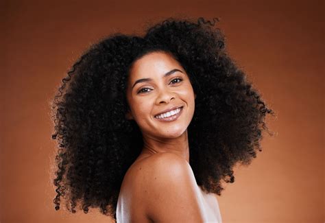 How to Maintain a Silk Press on Natural Hair - Silk Press Care