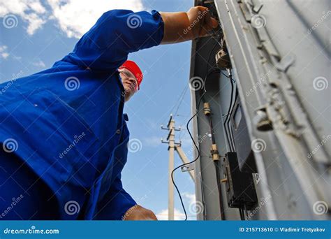 Repair Of A High Power Dc Motor Collector Editorial Image 141097018