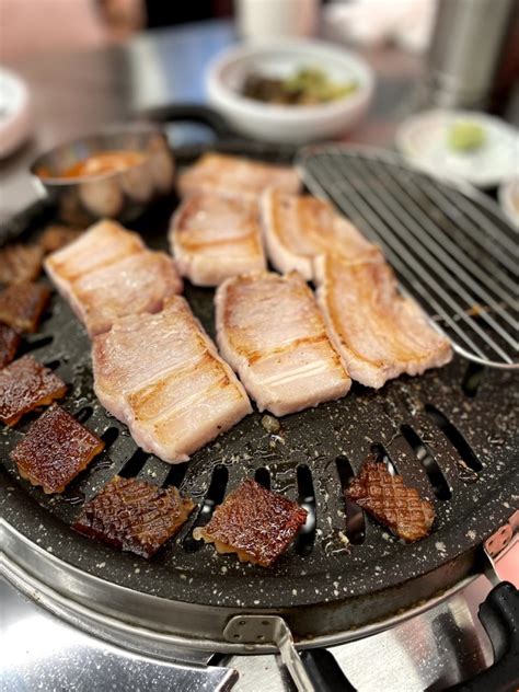 [부산 맛집 광안리 맛집] 초필살돼지구이 광안직영점 쫀득한 껍데기 맛집 광안리에서 꼭 가봐야할 맛집 네이버 블로그