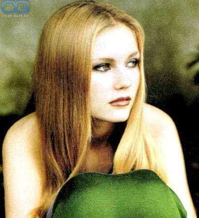 Kirsten Dunst Nude Pictures Onlyfans Leaks Playboy Photos Sex Scene Uncensored