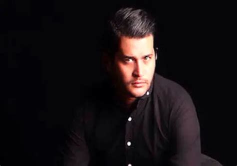 ژست ترسناک سیاوش خیرابی در پشت صحنه فیلم جدیدش