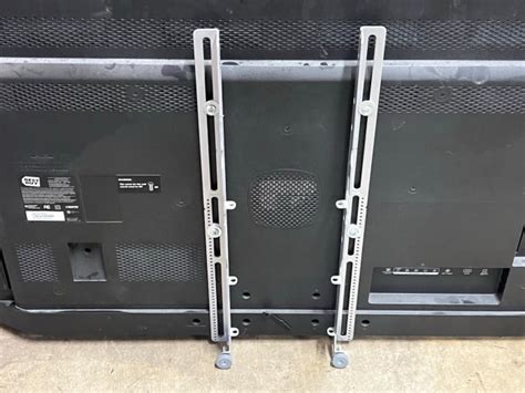 Sharp Model Lc 42lb150u Television For Sale