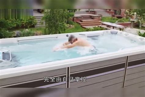世界上最惊艳的泳池，只有一张床的大小，却永远游不到尽头！泳池大小世界