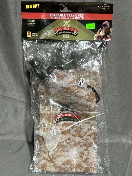 M48 Kommando Foldable Flask Set With Funnel And Carabiner Metzger