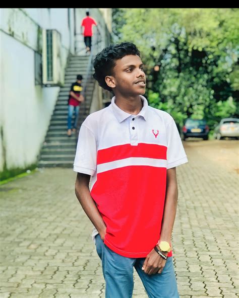 Kaveesha T Senavirathna