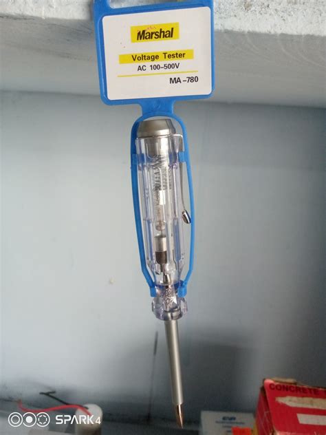 Voltage Tester Esca Tech