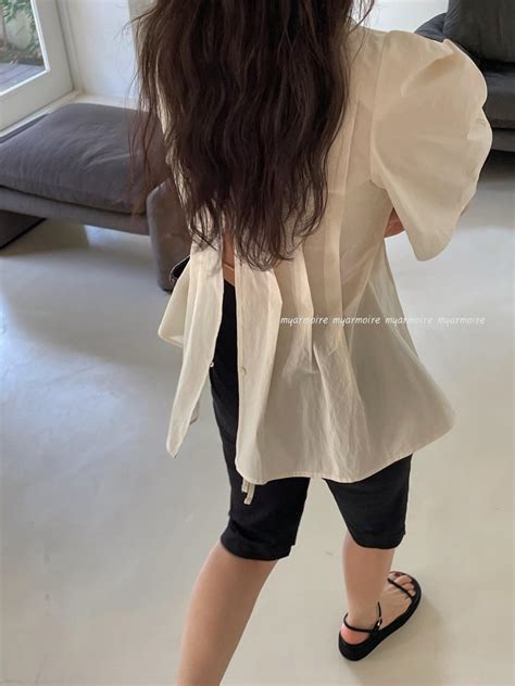 마이아르무아 바스켓 마론 블라우스 핀턱 퍼프 소매 벌룬 루즈핏 오버핏 리본끈 유니크 여성 여름 데일리 하객룩