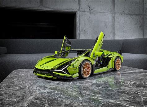 Introducing The Latest Lego® Thunderbolt The Lego® Technic™ Lamborghini SiÁn Fkp 37 Unveiled In