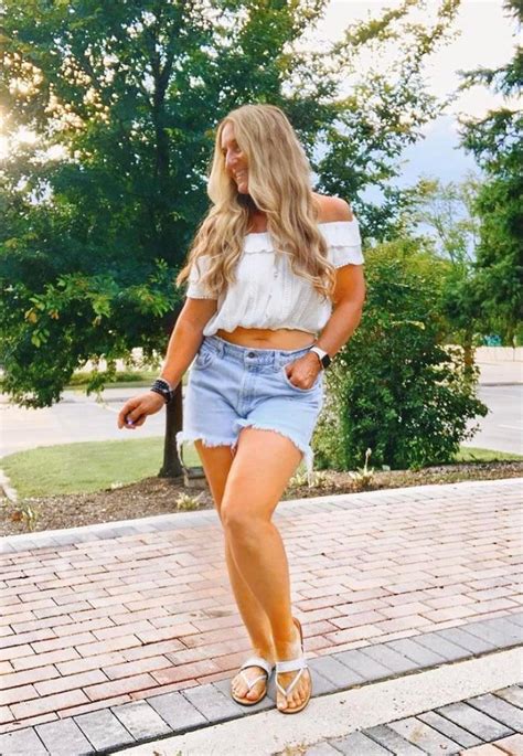 Milf Crop Top Scrolller