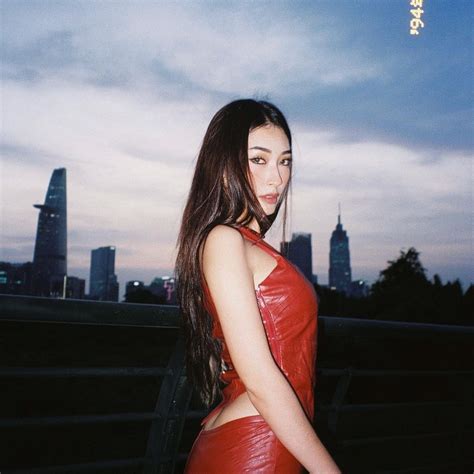 Kh Ng T Qu Nh Ng H Ng Chi Pu C B D U T Y V I Bom Sex T O D Ng Qu N Qu I B N Ch N Ai