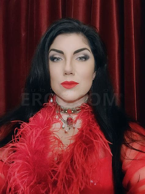 Mistress VQ Model Located In Washington Dc