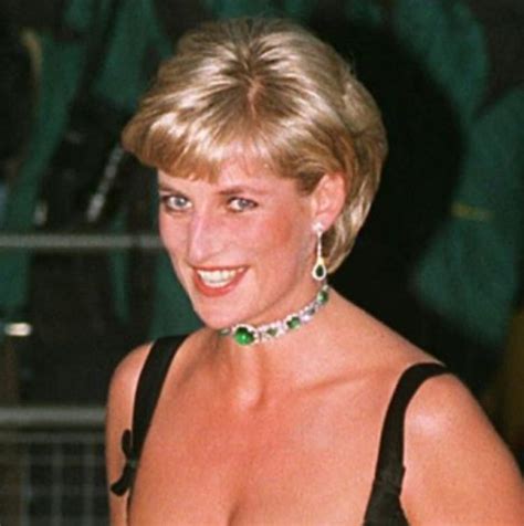 Принцеса Даяна съблазни Оливър който имаше съпруга и 3 деца „Тя се появи у него гола а това