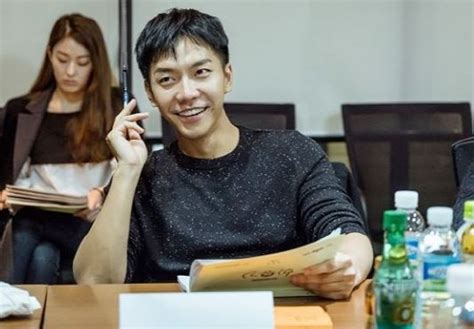 이승기 화유기 대본리딩 참여 훈훈한 미소 건재