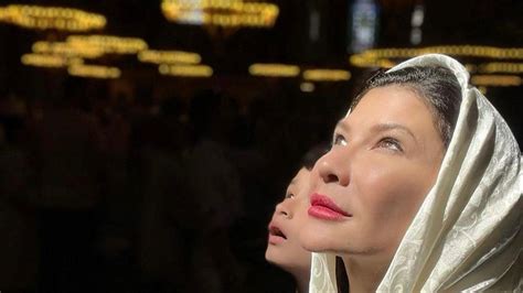 8 Potret Menawan Tamara Bleszynski Pakai Kerudung Saat Liburan Di Turkiye Fashion