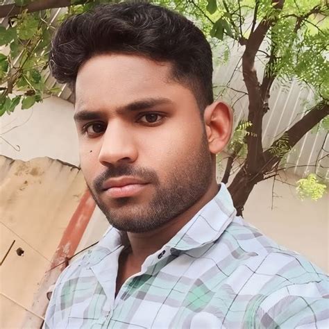 Rahish Khan Rahish3999 • Threads Say More