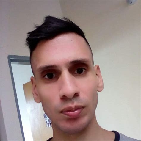 Andresj4 Cam Model Free Live Sex Show And Chat Stripchat