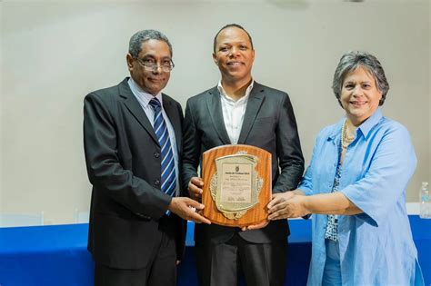 Reconocen Aportes De Milton Morrison