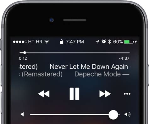 Ios 10 Preview Your New Lock Screen With Raise To Wake Widgets