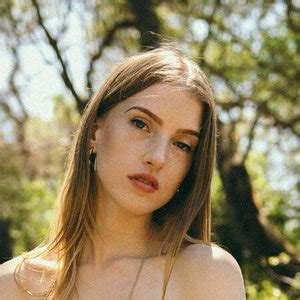 Octavia Red Octaviaxred Octaviared X Redclouds Nude Leaks Onlyfans Photo Fapellino