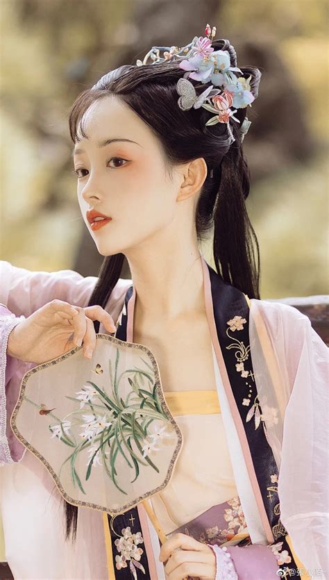 嵩希希 的个人主页 微博 花瓣网