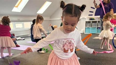 Tiny Tots Classes Pebble