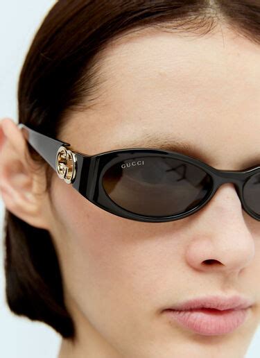 Gucci Womens Oval Frame Sunglasses In Black Ln Cc®