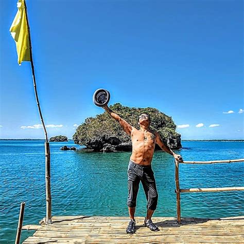 Yee Loi Rose Meets Cookie Got To Meet One Of My Heroes Today Paul