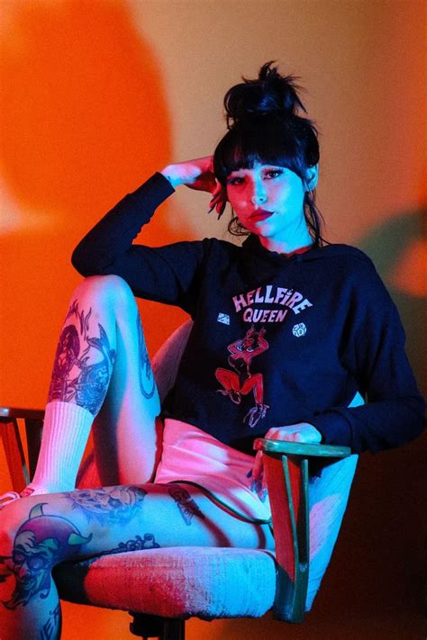 Recommended Size Chart Unisex Body Xs Bust 31 33” 76 82cm Waist 23