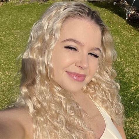 Emily Emika On Gettr