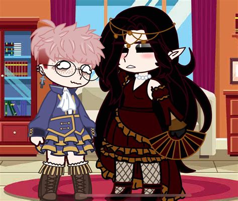 Rare Instance Of Max Wearing A Skirt ~ ~ Amino