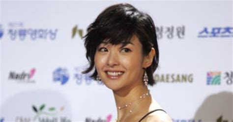 Md포토 겨울을 잊은 섹시한 송선미